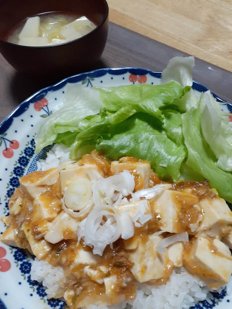 『丸美屋の麻婆豆腐の素〈甘口〉』(塩分1.3g)｜guttyo