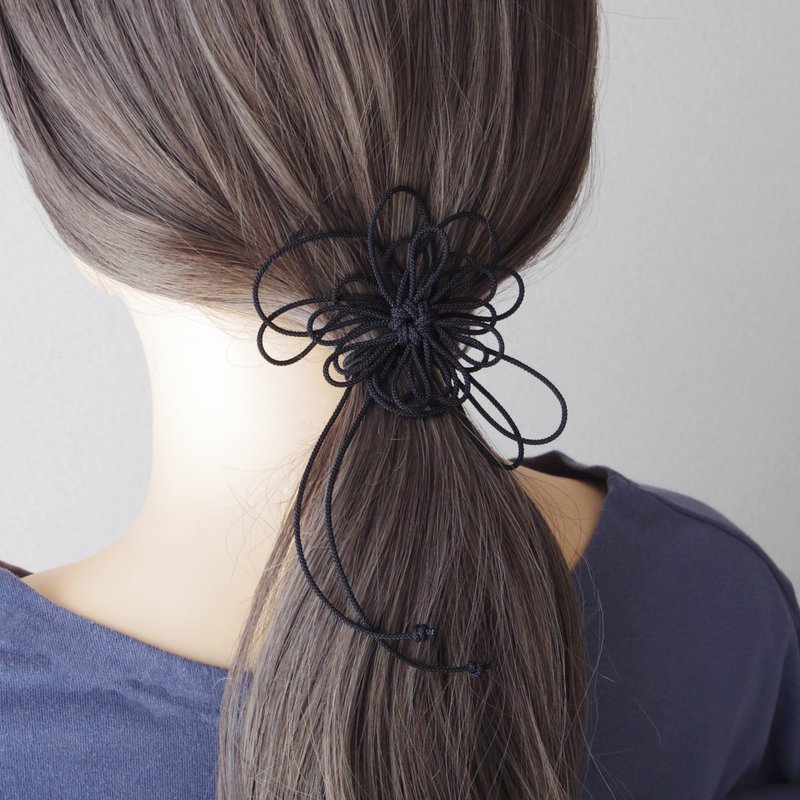 喋るのも暑いなんて日もあるであろう｜nuta design