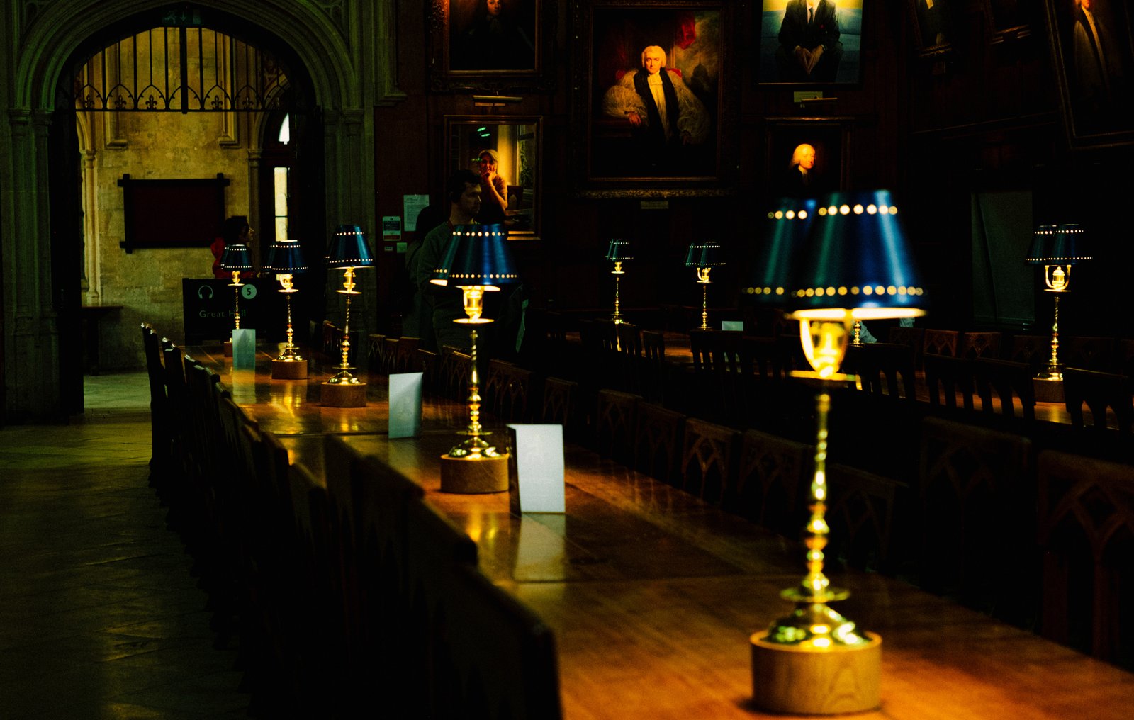 歴史に ぼうと浮かぶ｜yoko_leaf