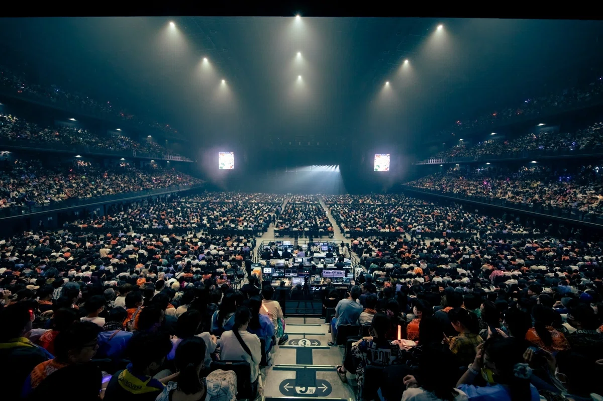 宇宙船から見えた、手作りの夢の世界 | YOASOBI ARENA TOUR 2023 “電光石火” 神奈川 追加公演Day2公式レポート ...