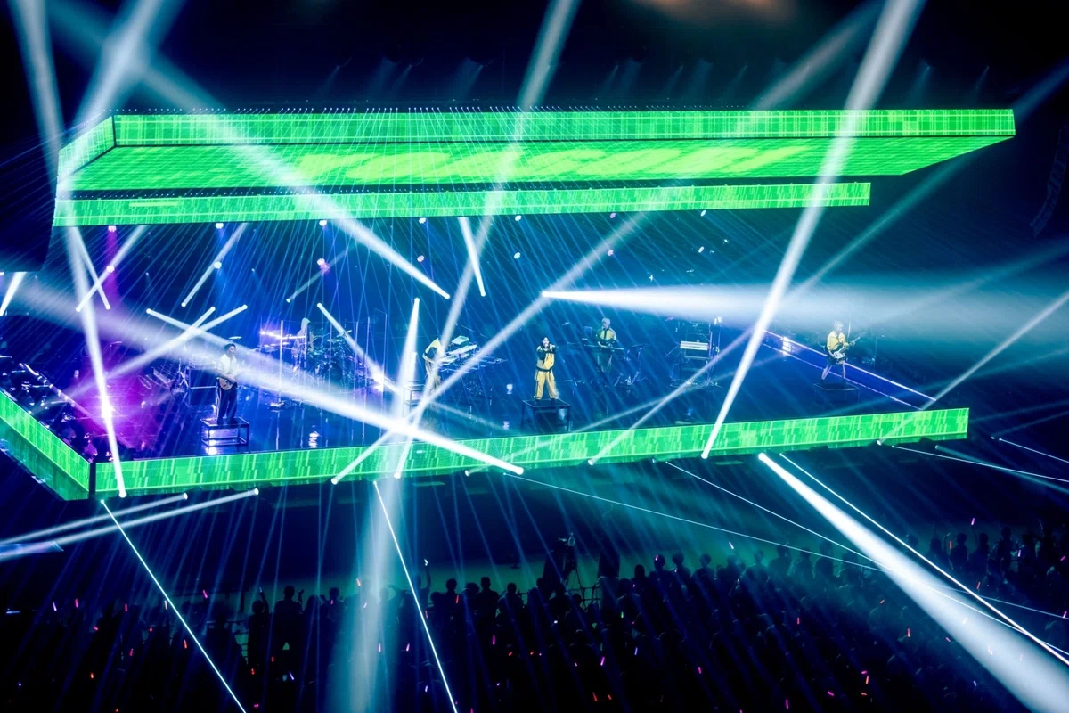 宇宙船から見えた、手作りの夢の世界 | YOASOBI ARENA TOUR 2023 “電光石火” 神奈川 追加公演Day2公式レポート ...
