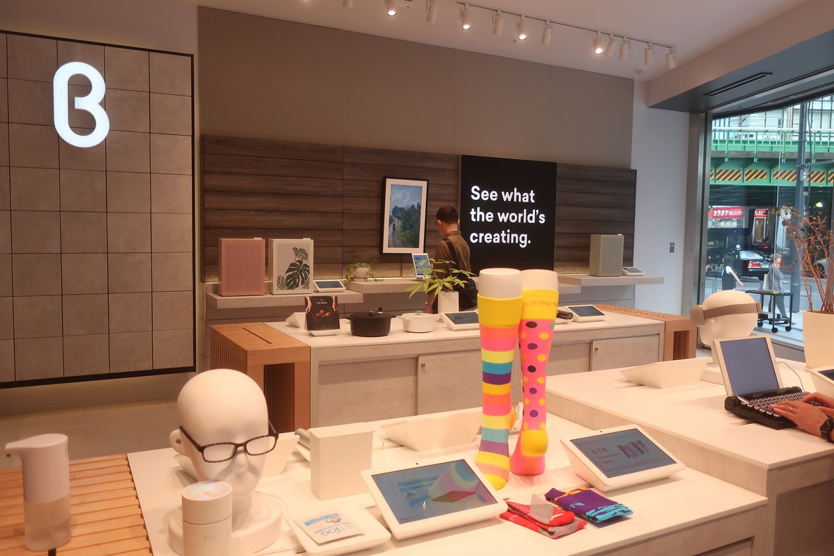 「売らない店」の新常識 b8ta Japanが描く新しいショッピング体験｜ジョエルフクザワ/ライター