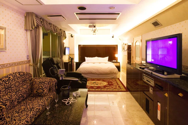 Legendary Hotel "Hotel Meguro Emperor" Photo Gallery (1)｜hotel_meguro ...