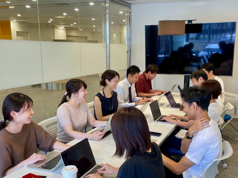 銀行・M&A仲介から、M&Aサクシードへ。M&A市場の新しいスタンダードをつくる。｜All Visional