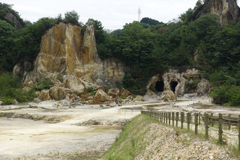 日本陶磁器の聖地「伊万里」と「有田」を歩く 国内旅行記・佐賀編Vol.6｜Tsuchinoco