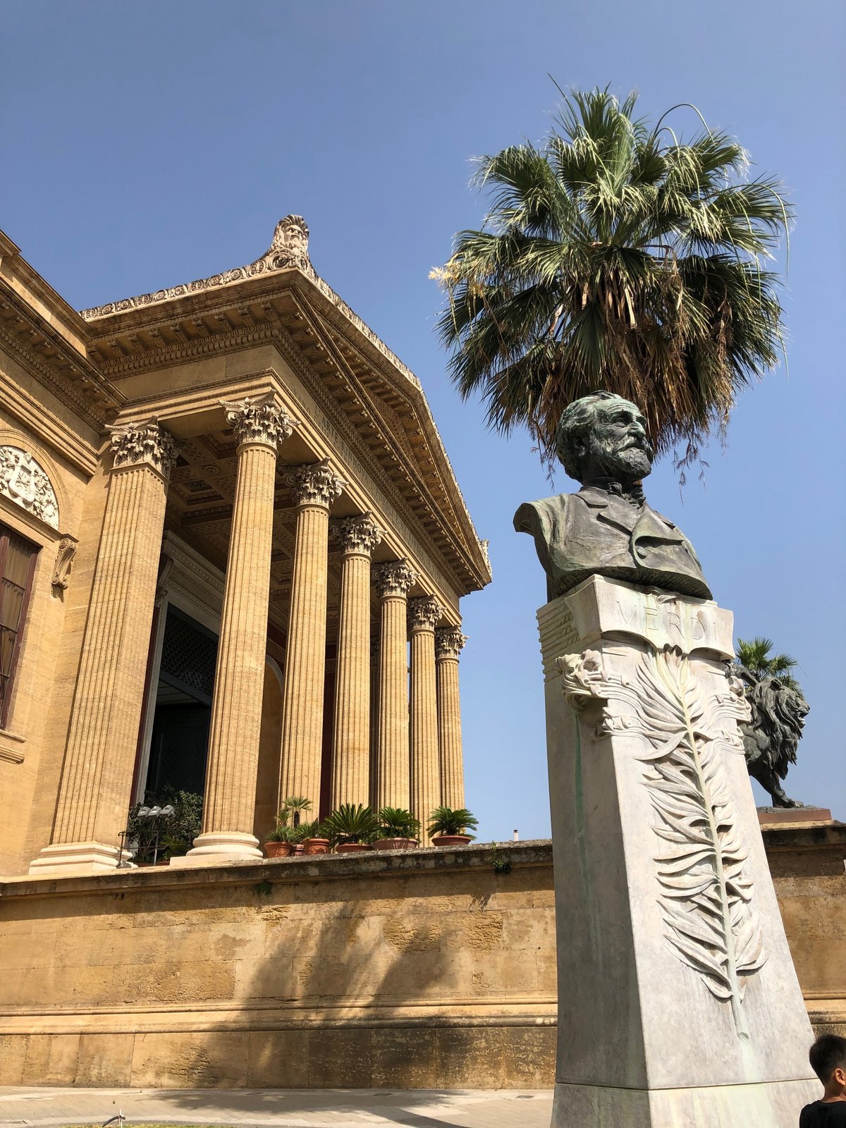 ナポリ〜シチリア旅行記 その3 パレルモマッシモ歌劇場｜Chishiho