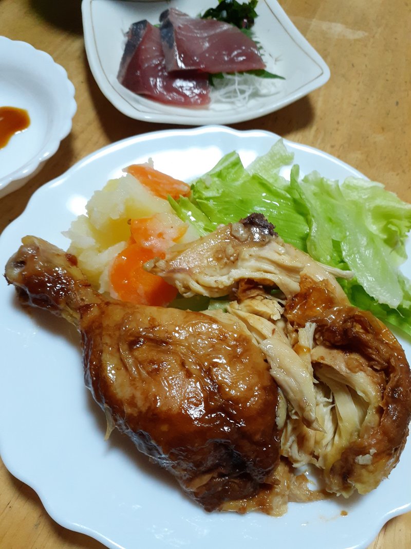 『ロティサリーチキン🍖(コストコ)』(塩分1.6g)｜guttyo