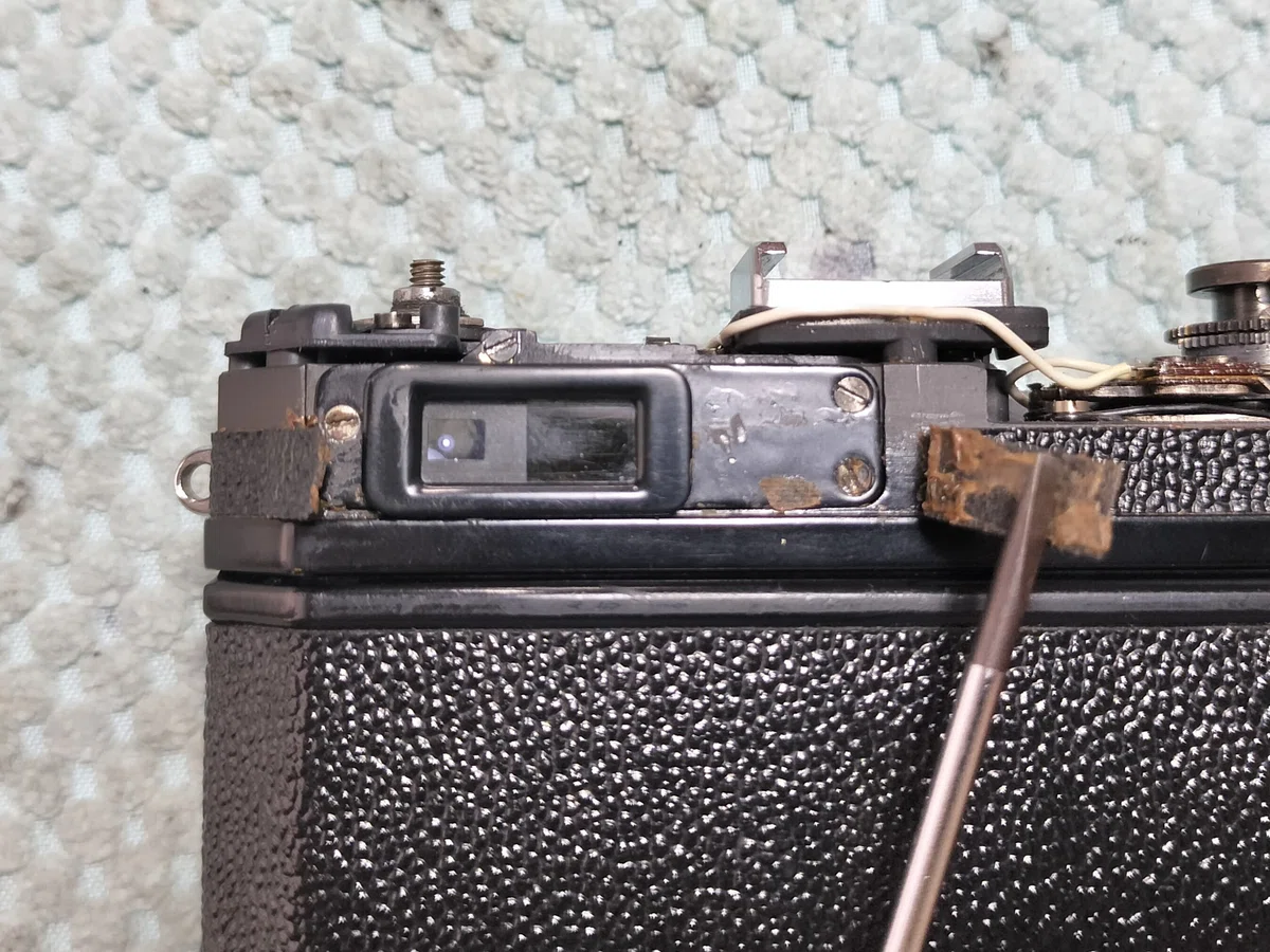 Nikon SPの分解｜フィルムカメラ修理のアクアカメラ