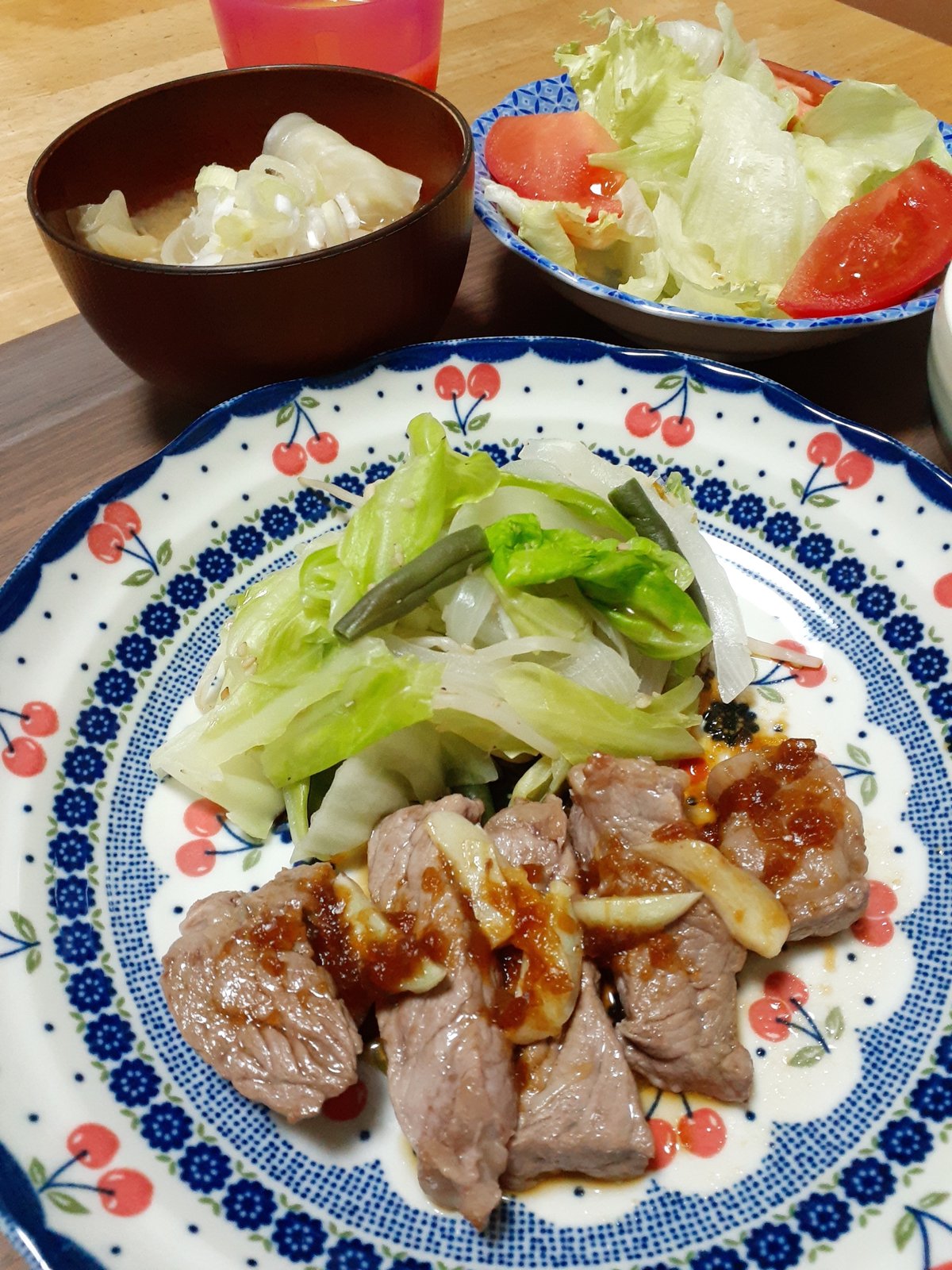 『ステーキ&蒸し野菜』(塩分1.1g)｜guttyo