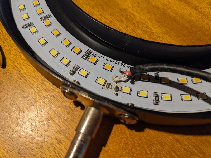 LED照明が壊れたので修理した｜fewzio