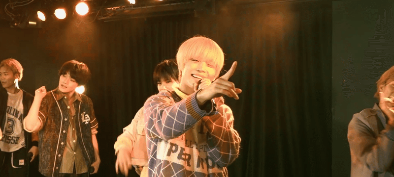 LIVE BOARD × MuchU LIVE/東京都内5スクリーンでライブ配信実施｜MuchU LIVE(ムチューライブ)公式