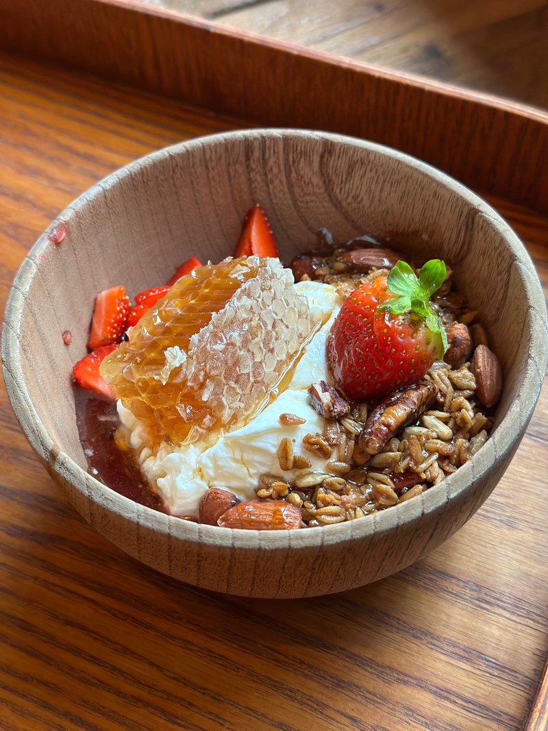 【Dotori Garden （도토리가든）】韓国版ジブリ風の世界観"Dotori Garden "で最高の朝食を🥞｜ウニ王子