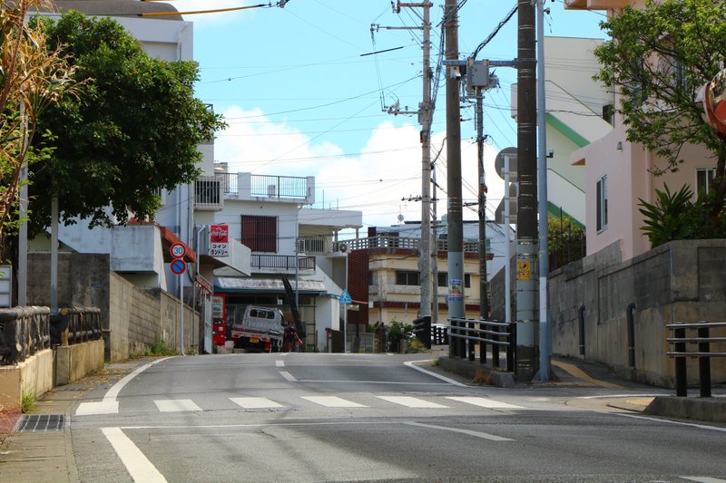 『X-BORDER KOZA』のある街 ～コザで交わる「マチ」「ミチ」「メシ」～｜X-BORDER（クロスボーダー）