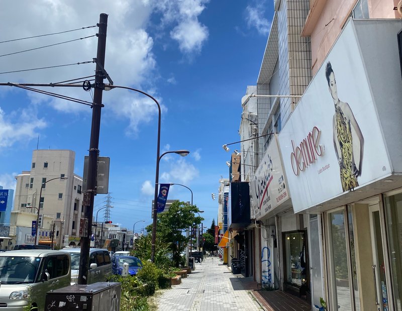 『X-BORDER KOZA』のある街 ～コザで交わる「マチ」「ミチ」「メシ」～｜X-BORDER（クロスボーダー）