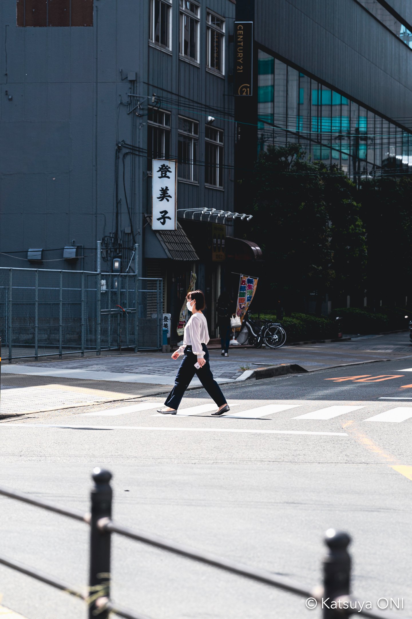 休日の大阪【スナップ写真】｜Katsuya ONI