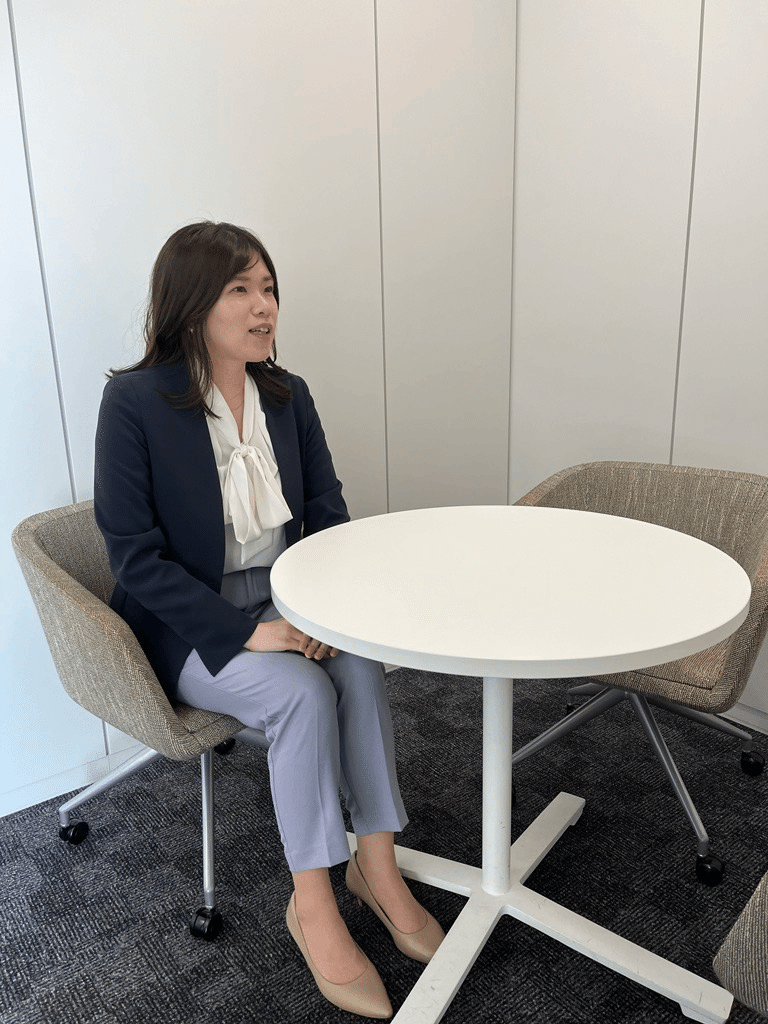 コンサルタントインタビュー：安武優里～各種産業のSCMポジション、小売・流通業界の専門職までお任せ～｜LHH Japan