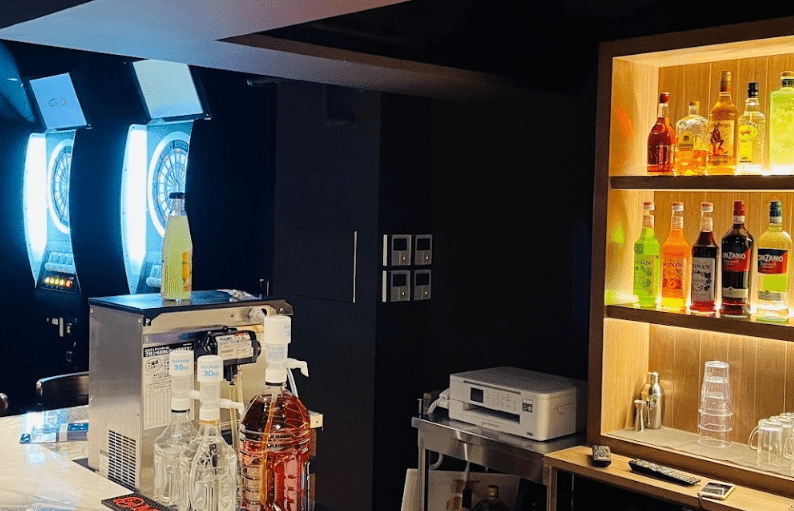 娯楽が揃っているBar｜dgnfj