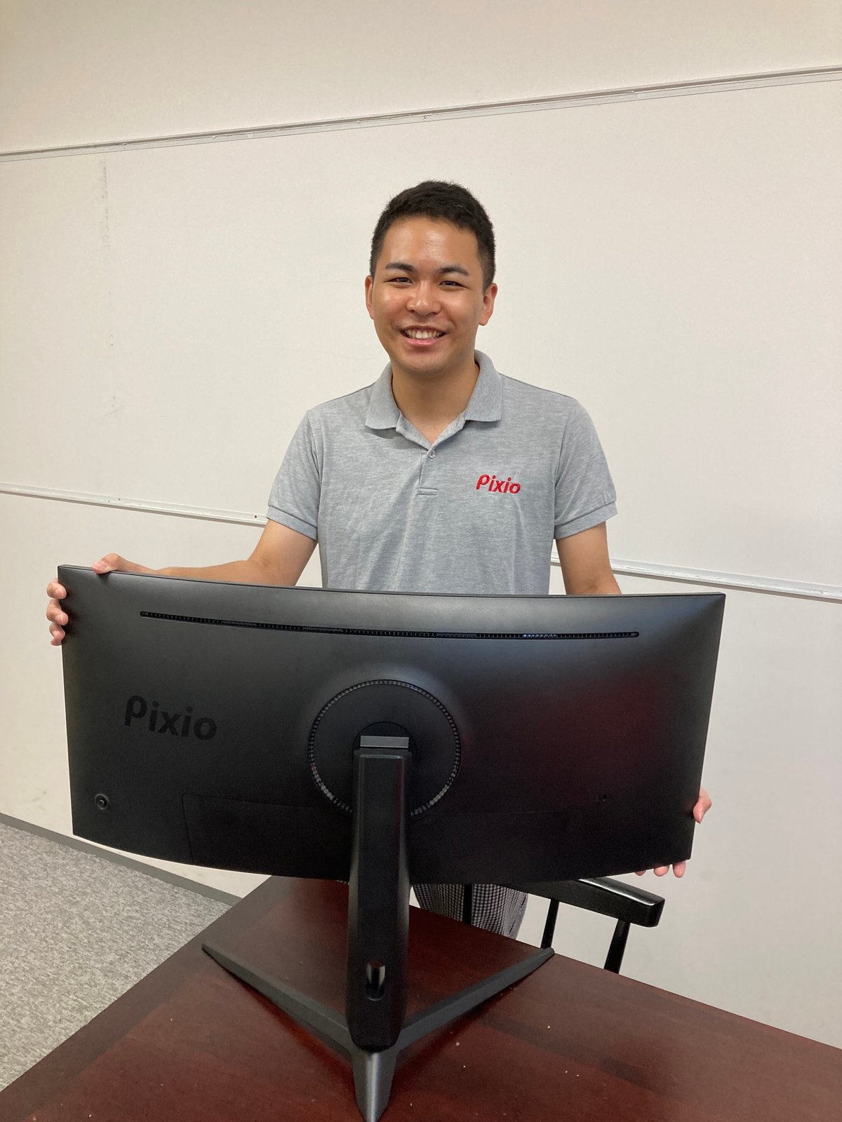 「対応が神」「修理早すぎ」ユーザーさんから評判のPixioカスタマーサポートを取材してみた！｜Hamee（ハミィ）公式