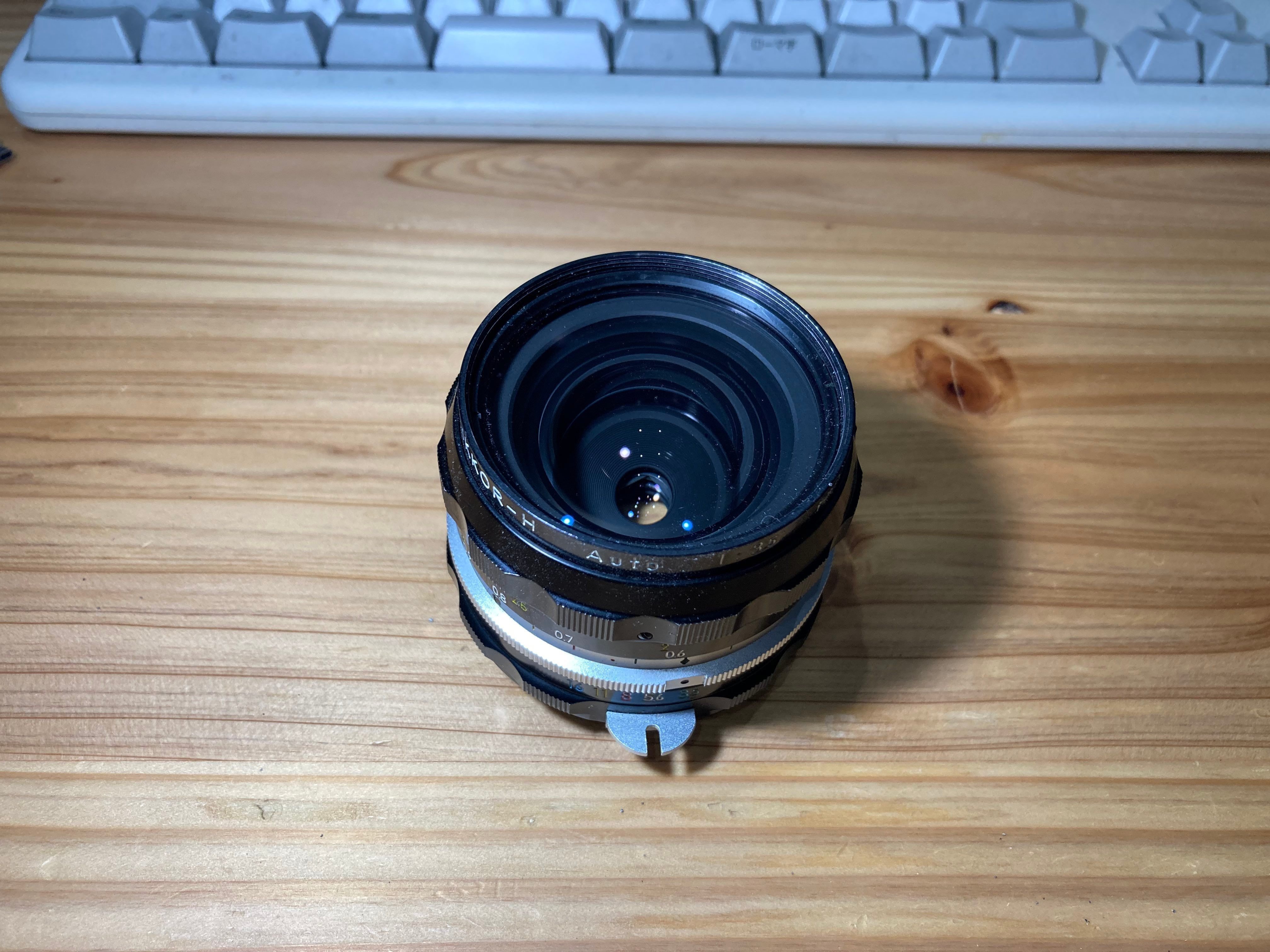 限界独身オタク男性が実家で眠っていたNikonのオールドレンズを 限界独身オタク男性が実家で眠っていたNikonのオールドレンズを