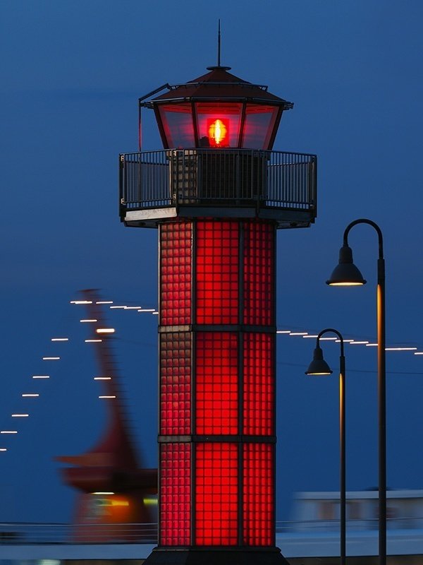 高松港玉藻防波堤灯台｜k-oka