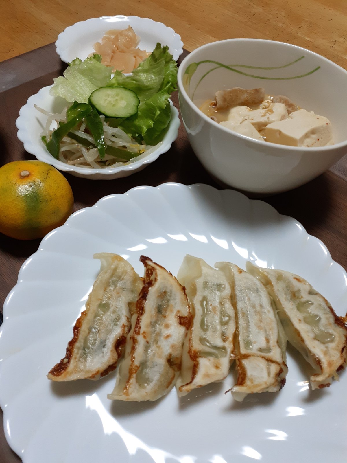 『餃子』(塩分1.4g)｜guttyo