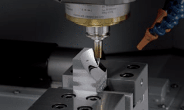 ハイスピードマシニングセンタSodick UX450L 小径レンズ金型モデル加工事例｜Sodickマシニングセンタ特設サイト【株式会社ソディック】