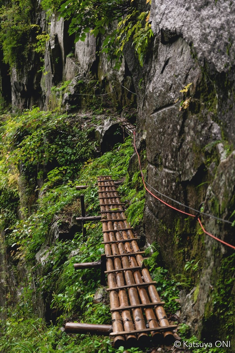 雨の下ノ廊下を歩く(2日目)｜Katsuya ONI