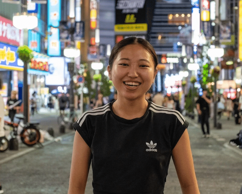 全ての子どもたちに自分らしい人生を🚀-YOMY!Teamの素顔 vol.2 大西彩樺｜YOMY! 子どもの世界がもっと広がるハーバード式絵本レッスン