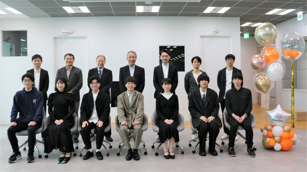 2022年度入社式を行いました｜株式会社mediba