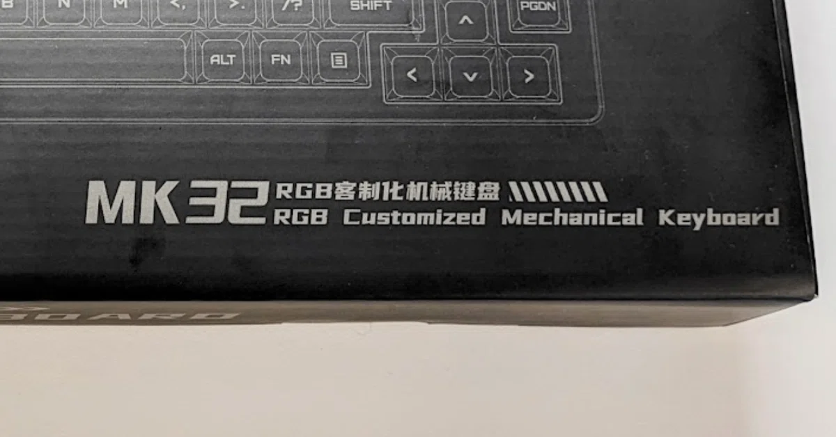スケスケなメカニカルキーボード｜MAGIC-REFINER MK32｜あらぱぱ┃アラフォー主夫のフルマラソン挑戦日記
