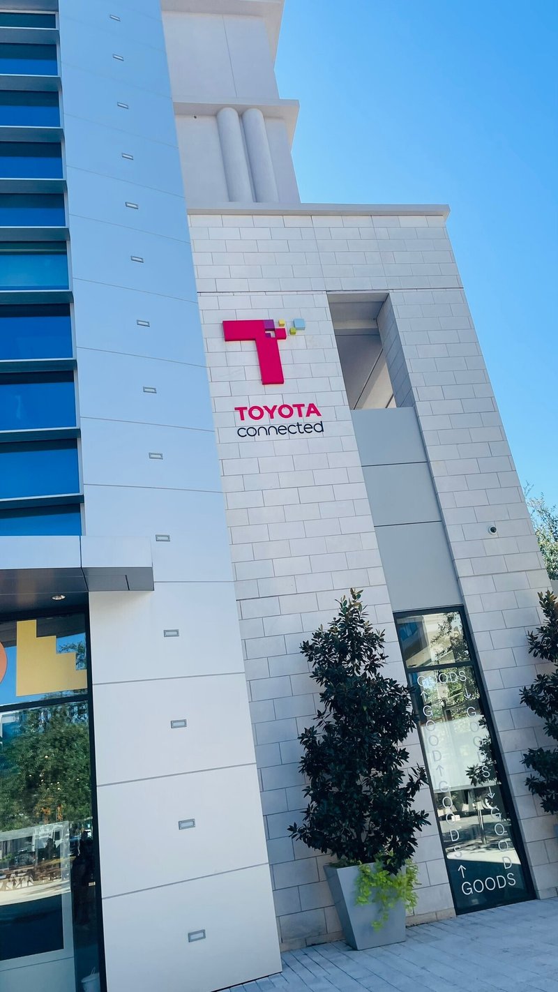 TMNAでご飯を食べる。～ハッカソンに参加してきました～｜Ryutaro Tomita