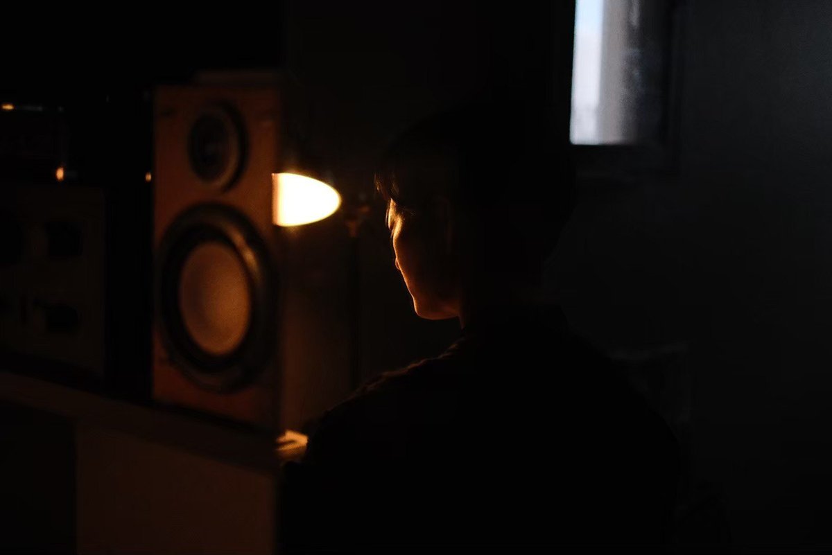 夜明け前、うごめく生命のような世界-DANROを描く-｜DANRO inc.