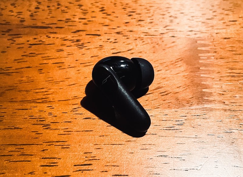 【JPRiDE サウンドメイク イヤホン model I ANC】 使い続け、さらに深掘り 〜Vol.1〜｜書店員のすヽめ