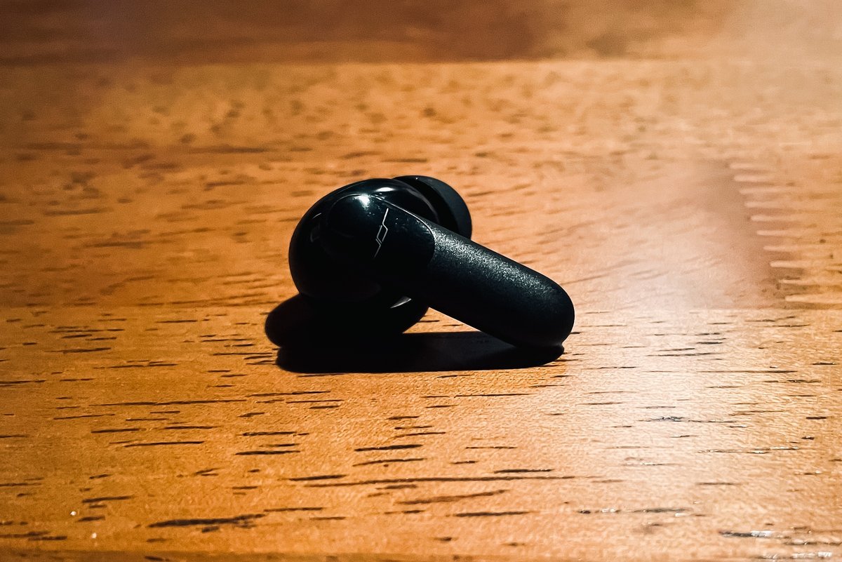 【JPRiDE サウンドメイク イヤホン model I ANC】 使い続け、さらに深掘り 〜Vol.1〜｜書店員のすヽめ