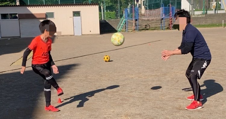 サッカーのプロ選手になることとは？を子供との朝練を通じて想像した話。｜Hassy