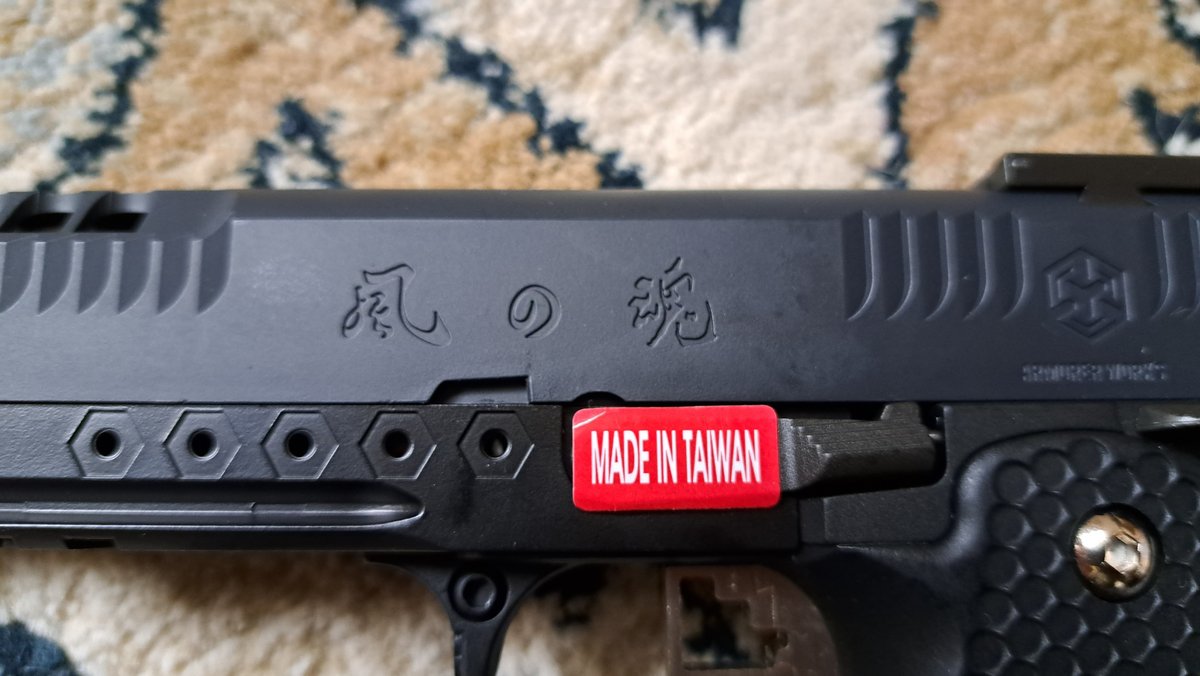 ARMORER WORKS LIMCAT CUSTOM Razor Cat BK JP 風の魂 AW HX2402 エアガンレビュー｜郭公