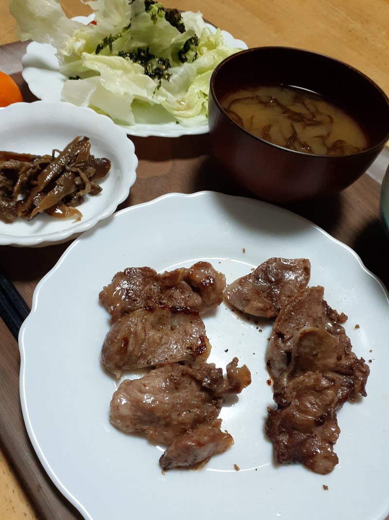 『🐷のカシラとタン』(塩分0.5g)｜guttyo