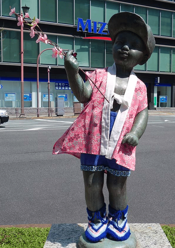 「夏の思い出」という石像に癒やされる｜cyo99