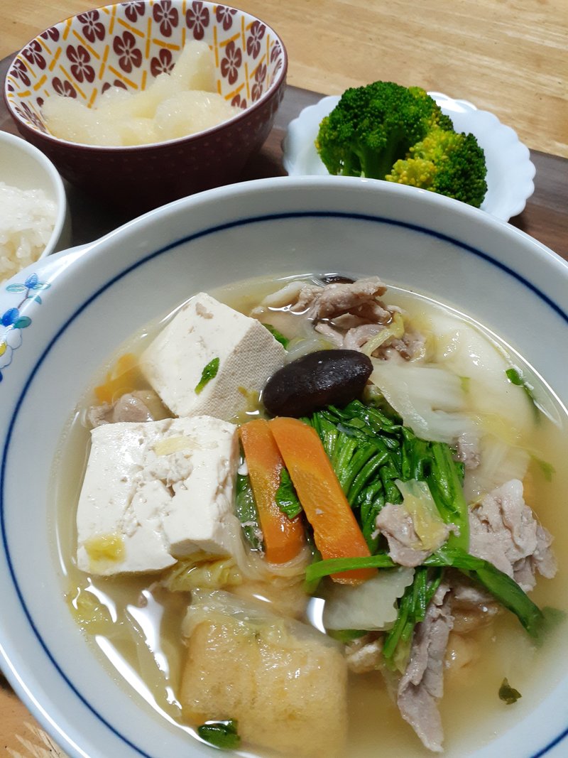 『お鍋』(塩分2.0g)｜guttyo