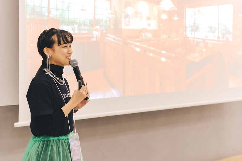 kaeka4周年パーティーを開催しました。受講生や卒業生、kaekaメンバー総勢80名が集結！｜伝え方トレーニングサービス「kaeka」