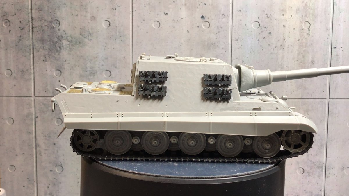 【ドラゴン】ヤークトティーガー・1/35（Dragon 6827 Jagdtiger w12.8cm PaK 80 L66）可動履帯【AFV ...