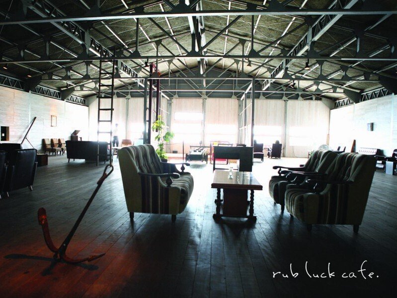 セルフリノベーションで誇れる場所をつくり、感動を伝える | カフェ／rub luck cafe 和歌山県有田市（2017年掲載事例記事）｜リノベリング