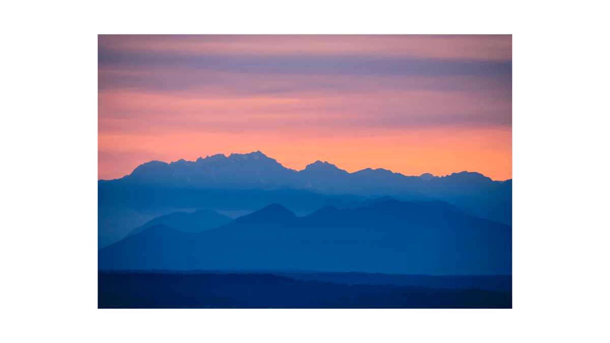 『進撃の巨人』のアニメを観て、ラジオの制作会社で働く事になった話。｜SHINGO KOYA