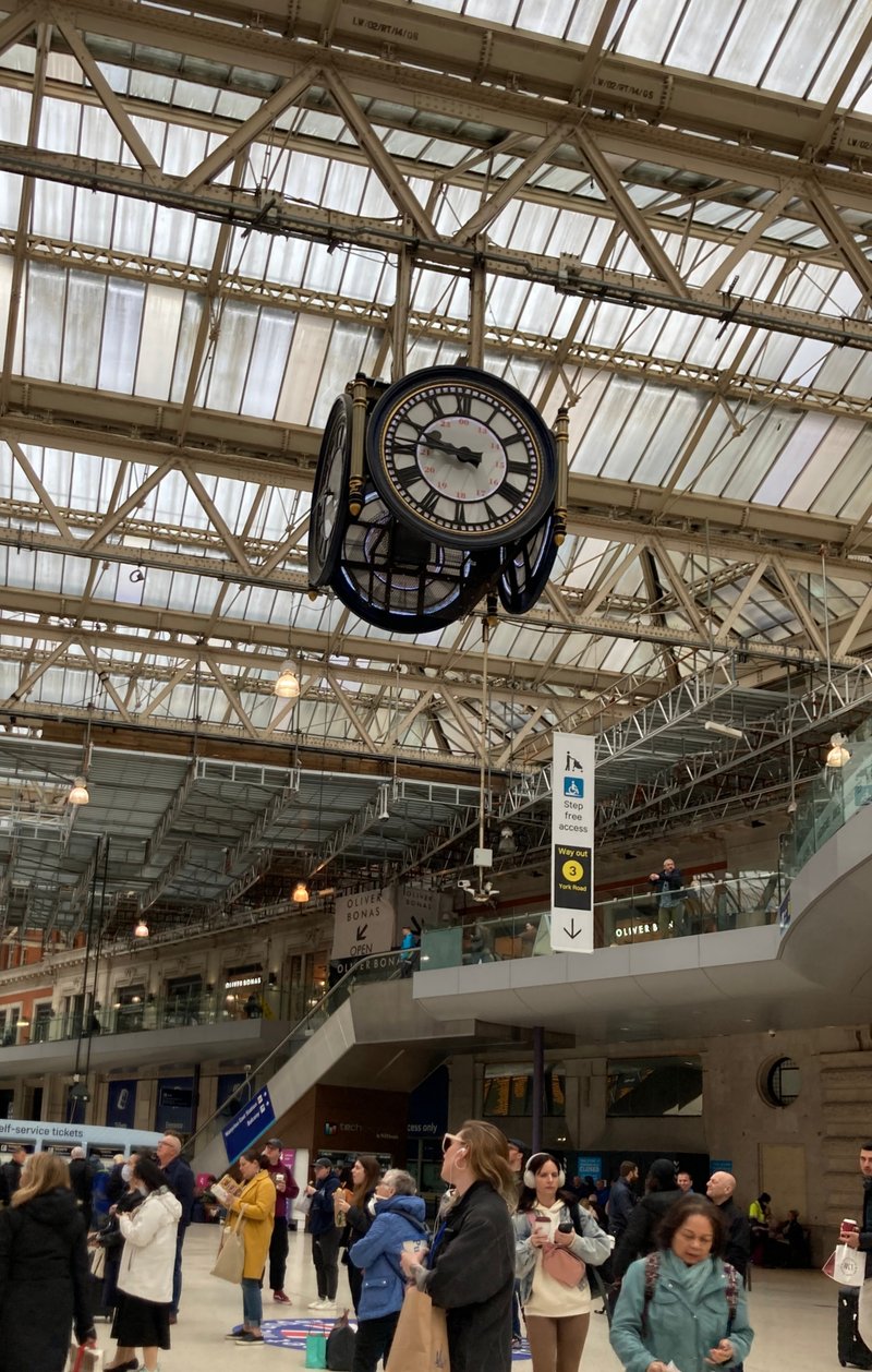 写真：朝から夜｜Atsuko