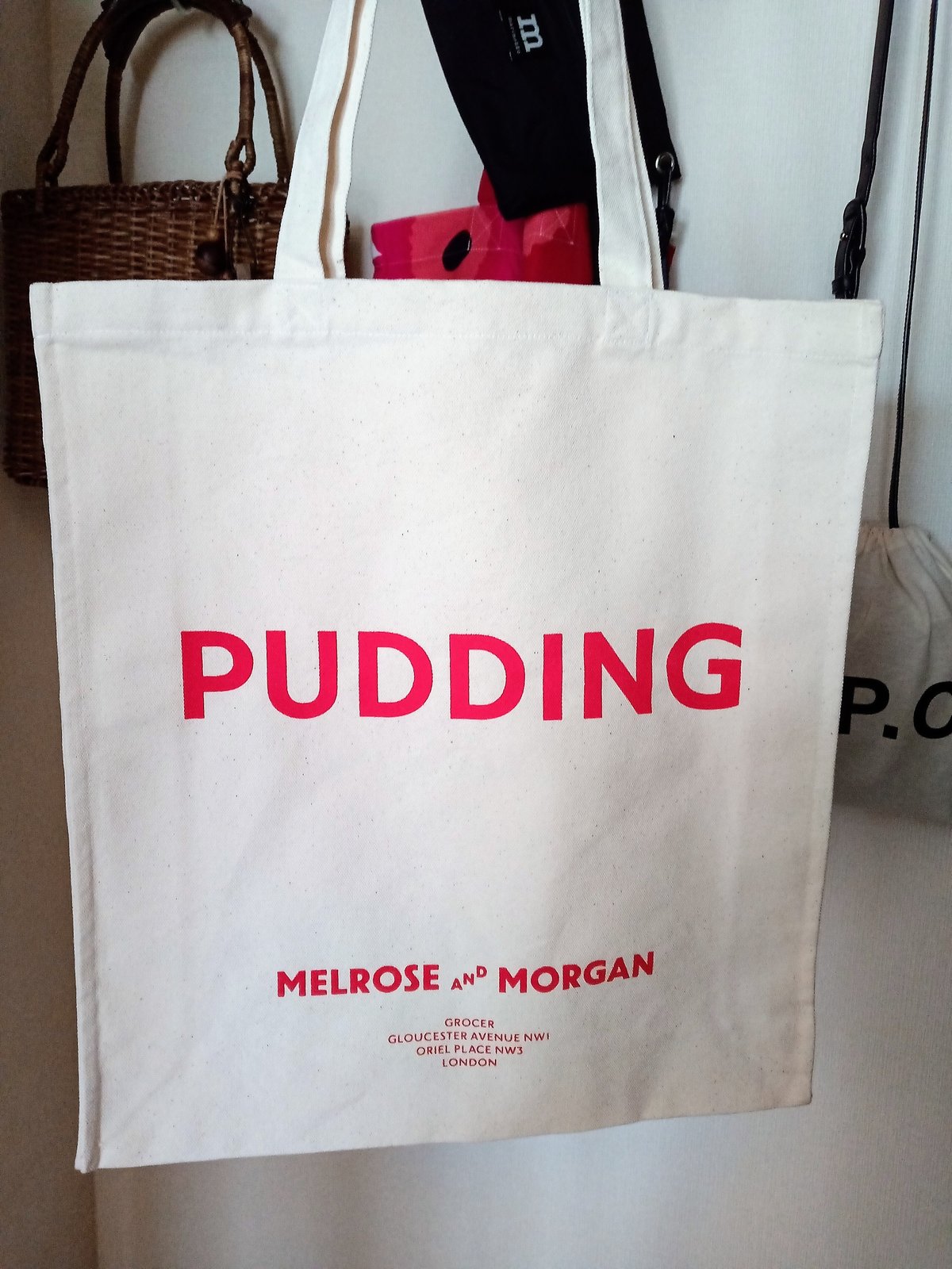 ずっと気になっていた、Melrose and Morganの「PUDDING」なトートバック。｜something-pudding。