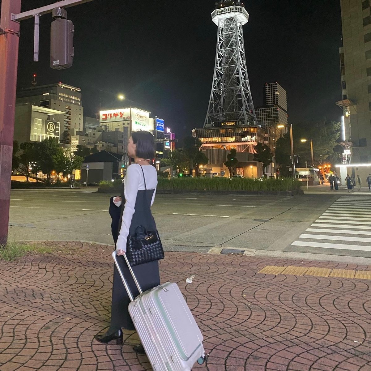 荷物は最小限！旅コーデのお供に欠かせないもの｜井川真弓（IKAWA MAYUMI）