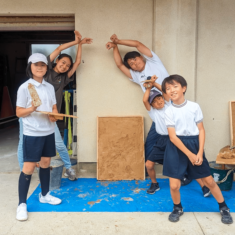 鷺浦小学校との連携/ Collaboration with Local elementary school kids｜一般社団法人The Red Dot School