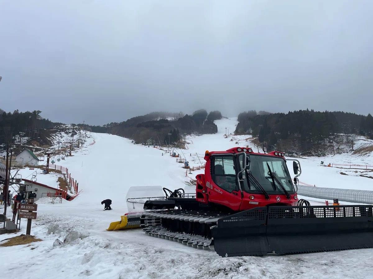 雪ってどれくらい降ればゲレンデになるの？【ゲレンデになるまで】｜GRskilife