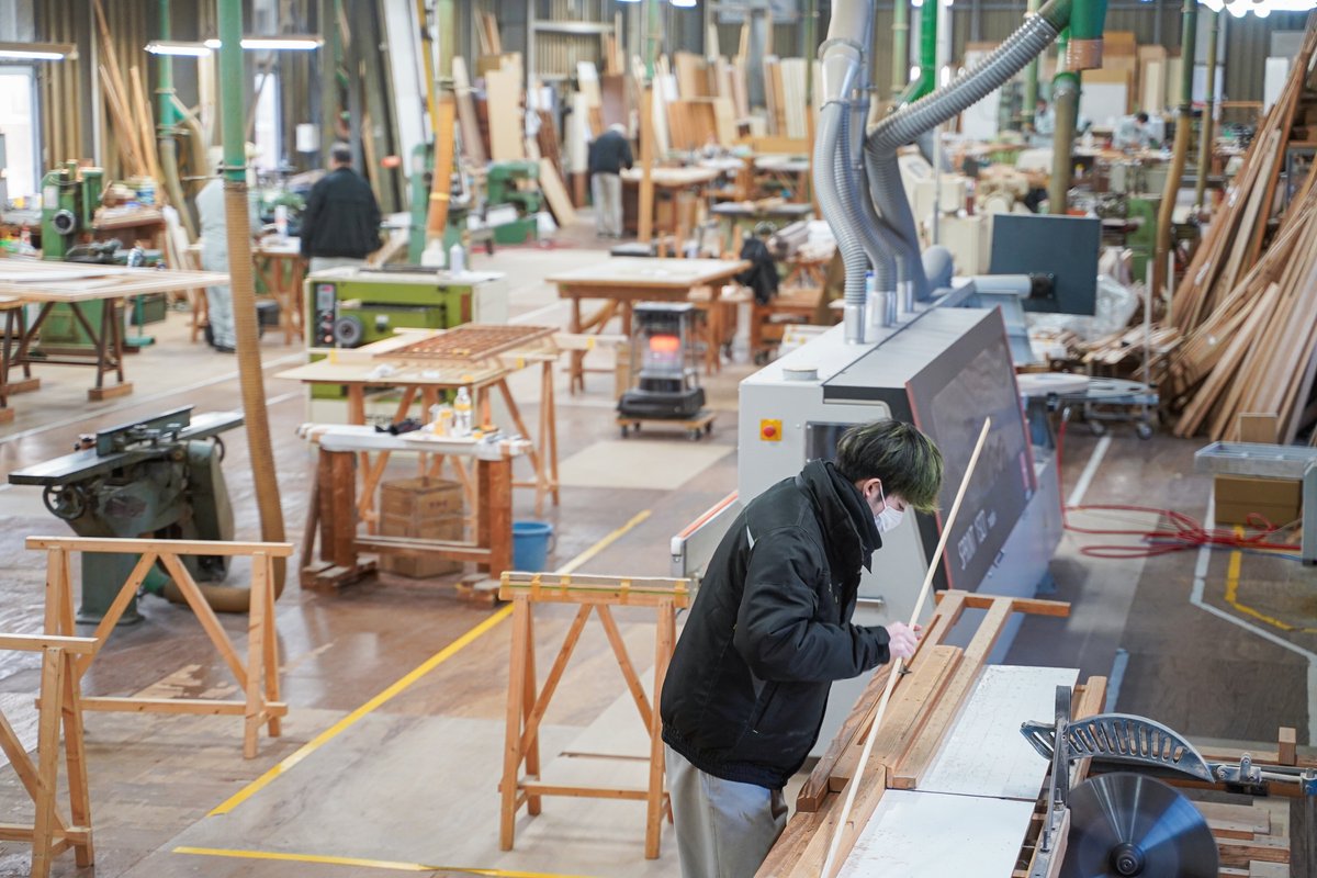 【先輩インタビューvol.3】木都・能代発。木製建具の若きスペシャリスト集団｜「株式会社大榮木工」インタビュー｜KocchAke!（こっちゃけ）｜秋田県就活情報サイト