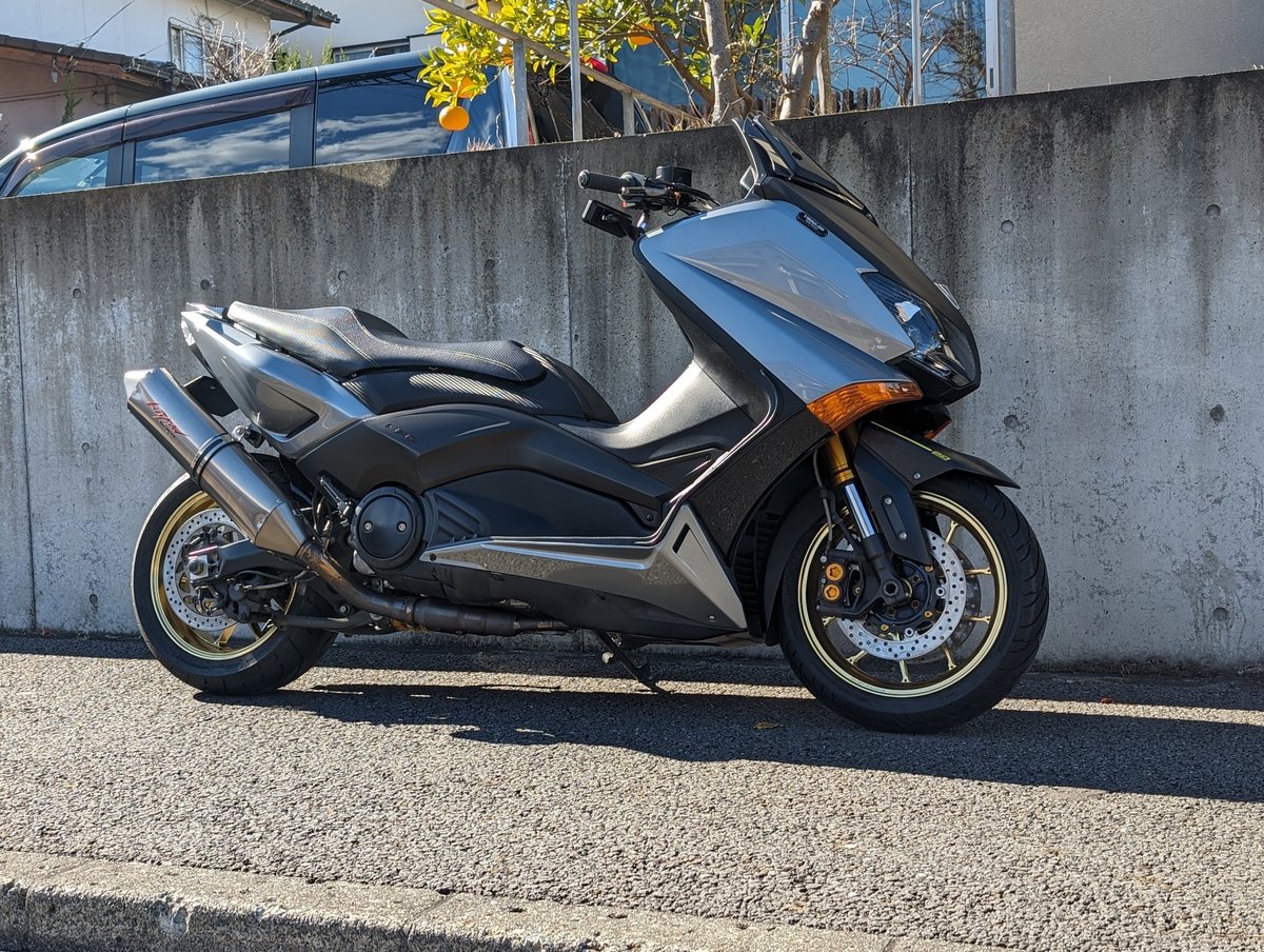 気分転換で外装変えたTMAX530‥｜Re:TMAXとボク